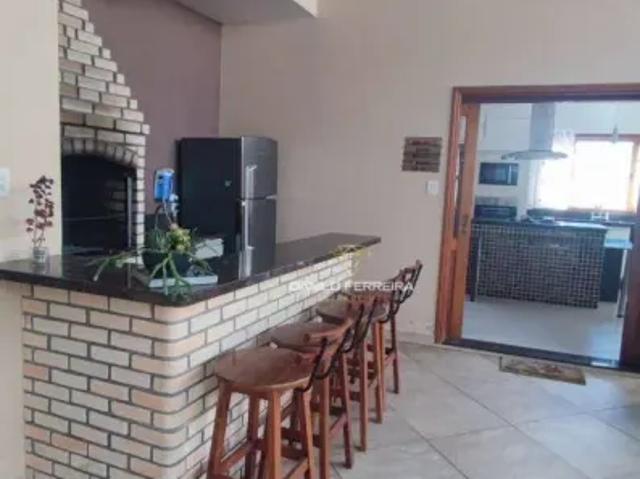 Casa com 3 dormitórios à venda, 138 m² por R$ 880.000,00 Parque Residencial Presidente Médici It