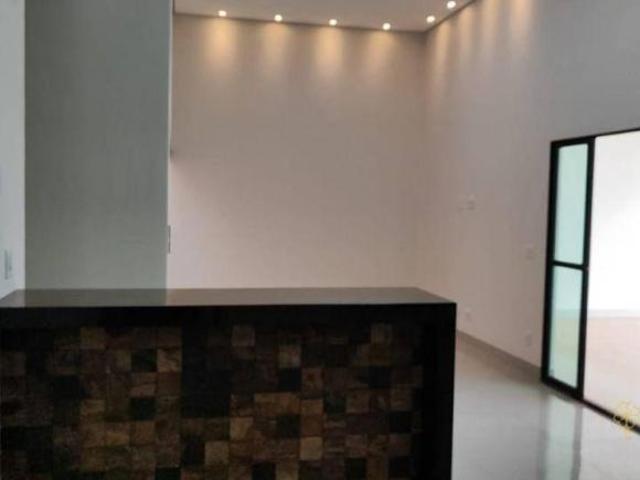 Casa com 3 dormitórios à venda, 139 m² por R$ 650.000,00 Parque das Laranjeiras Uberaba/MG