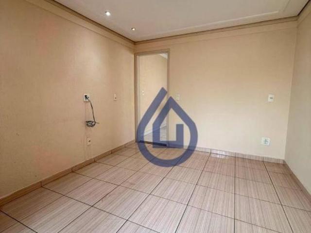 Casa com 3 dormitórios à venda, 130 m² por R$ 380.000,00 Estádio Rio Claro/SP