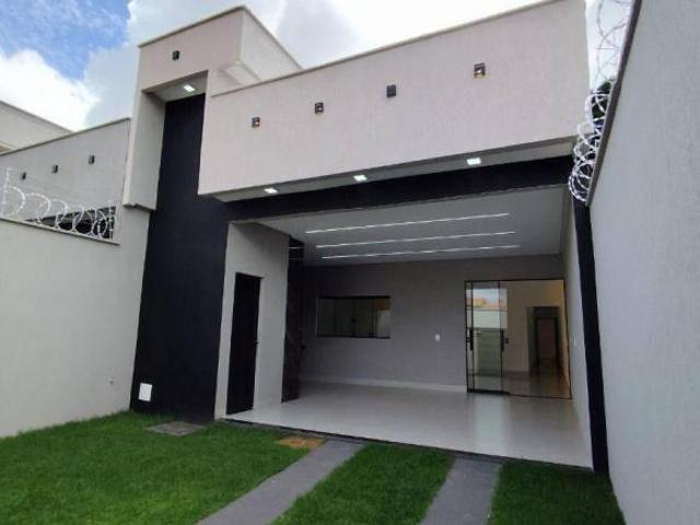 Casa com 3 dormitórios à venda, 130 m² por R$ 435.000,00 Setor Morada dos Pássaros Aparecida de