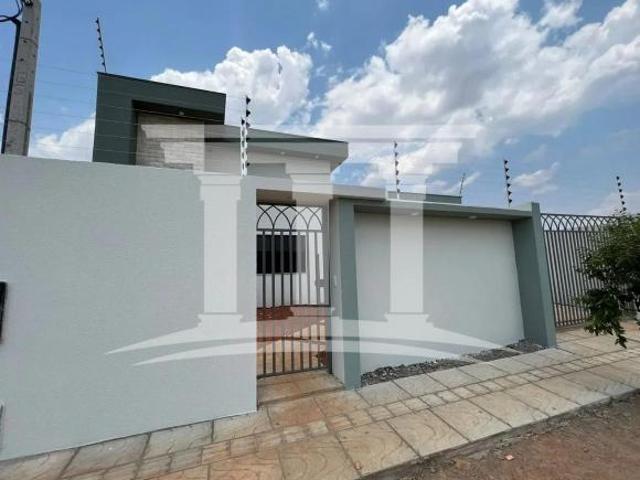 Casa com 3 dormitórios à venda, 130 m² por R$ 700.000,00 Distrito Industrial Sinop/MT