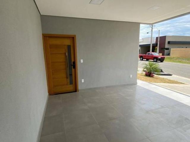 Casa com 3 dormitórios à venda, 130 m² por R$ 820.000 Condomínio Malibu Caçapava/SP