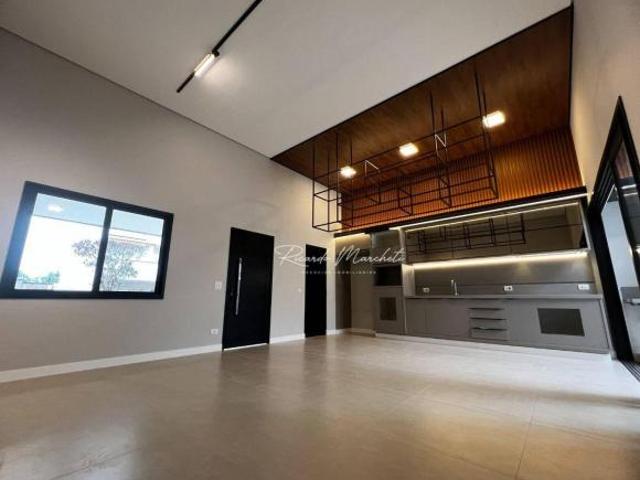 Casa com 3 dormitórios à venda, 130 m² por R$ 950.000,00 Condomínio Residencial Tomazella Piraci