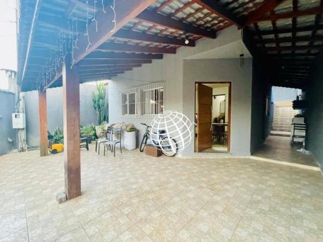Casa com 3 dormitórios à venda, 131 m² por R$ 610.000,00 Jardim Alvinópolis Atibaia/SP