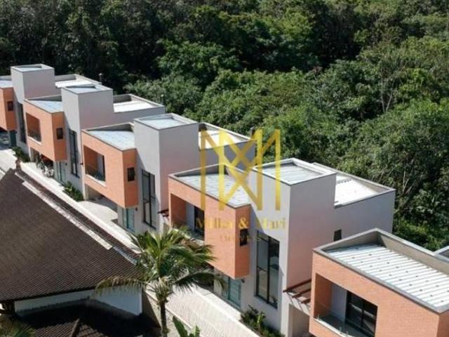 Casa com 3 dormitórios à venda, 132 m² por R$ 1.850.000,00 Camburi São Sebastião/SP