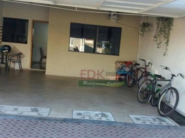 Casa com 3 dormitórios à venda, 132 m² por R$ 639.000,00 Piracangaguá Chácara Flórida Taubaté/