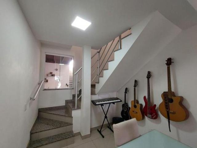 Casa com 3 dormitórios à venda, 132 m² por R$ 850.000,00 Lundceia Lagoa Santa/MG