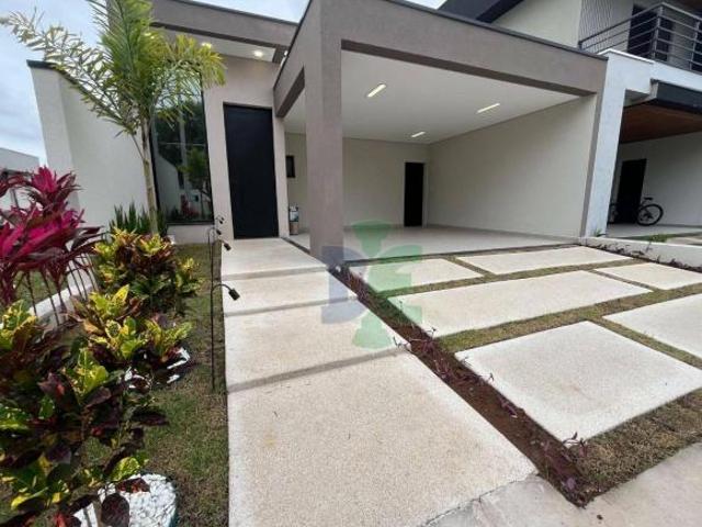 Casa com 3 dormitórios à venda, 132 m² por R$ 960.000,00 Jardim Jacinto Jacareí/SP