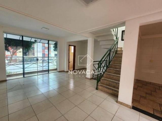 Casa com 3 dormitórios à venda, 133 m² por R$ 750.000,00 Manacás Belo Horizonte/MG