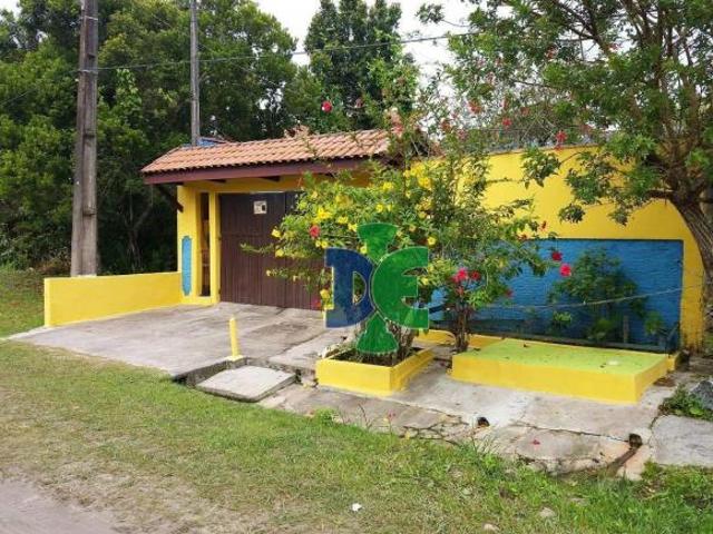 Casa com 3 dormitórios à venda, 144 m² por R$ 250.000,00 Estância de Santa Cruz Itanhaém/SP