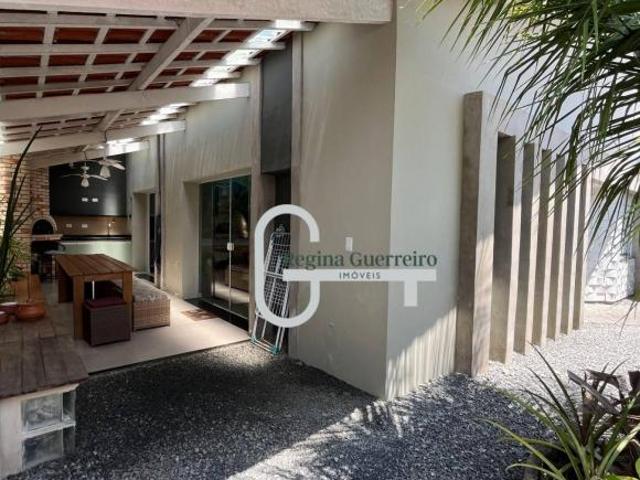 Casa com 3 dormitórios à venda, 144 m² por R$ 645.000,00 Cidade Nova Peruibe Peruíbe/SP