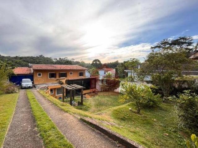 Casa com 3 dormitórios à venda, 144 m² por R$ 850.000,00 Colinas de Caucaia Cotia/SP