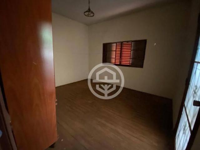 Casa com 3 dormitórios à venda, 146 m² por R$ 300.000,00 Centro Barretos/SP