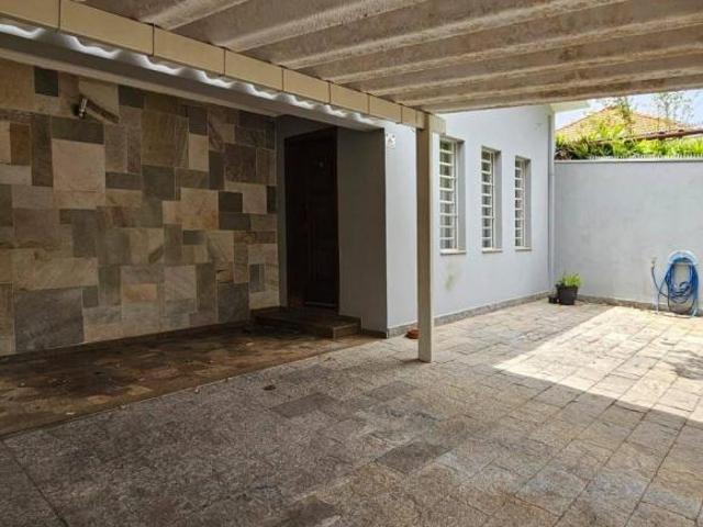 Casa com 3 dormitórios à venda, 146 m² por R$ 586.000,00 Vila Santa Catarina Americana/SP