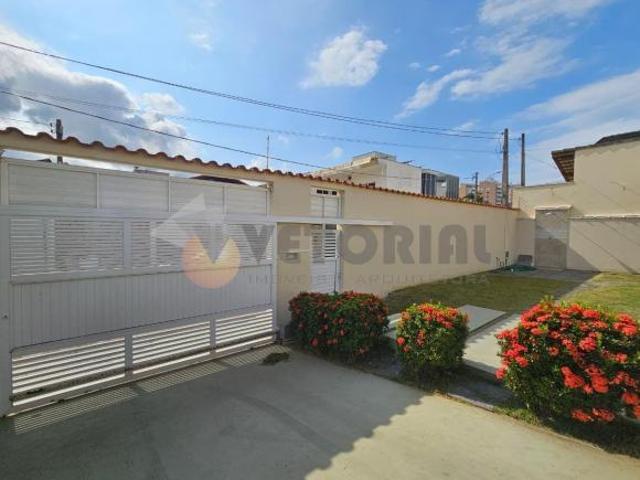 Casa com 3 dormitórios à venda, 146 m² por R$ 900.000,00 Indaiá Caraguatatuba/SP