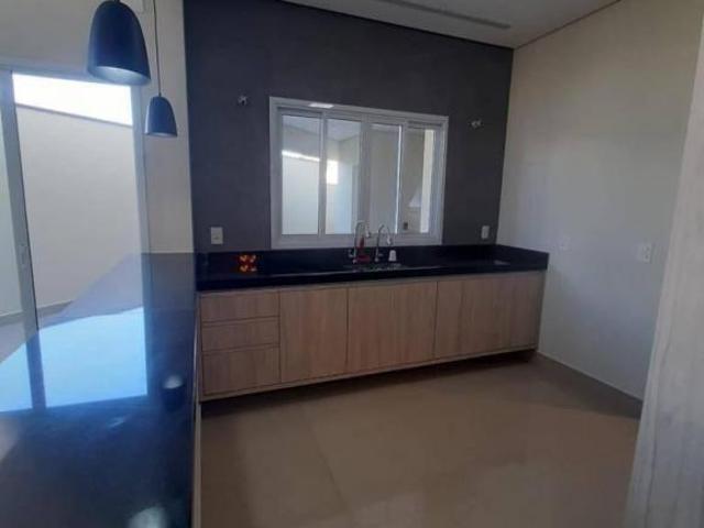 Casa com 3 dormitórios à venda, 147 m² por R$ 1.050.000,00 Condomínio Village Moutonnée Salto/SP