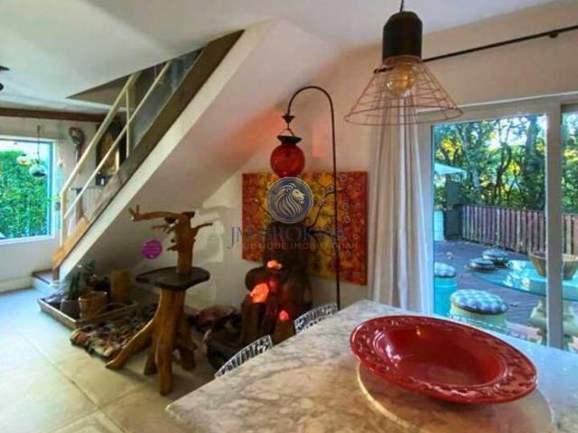 Casa com 3 dormitórios à venda, 147 m² por R$ 1.200.000,00 Granja Viana Jardim das Paineiras C