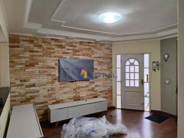 Casa com 3 dormitórios à venda, 147 m² por R$ 660.000,00 Conjunto Habitacional Inocente Vila Nova