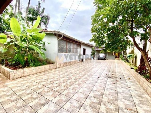 Casa com 3 dormitórios à venda, 148 m² por R$ 600.000,00 Cidade Jardim Caraguatatuba/SP