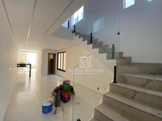Casa com 3 dormitórios à venda, 148 m² por R$ 630.000,00 Espírito Santo Betim/MG