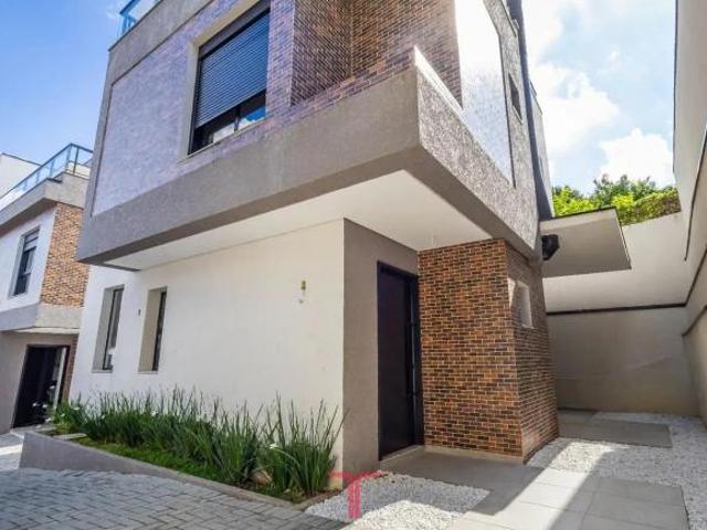 Casa com 3 dormitórios à venda, 149 m² por R$ 685.000,00 Novo Mundo Curitiba/PR