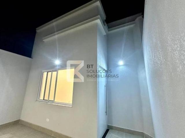 Casa com 3 dormitórios à venda, 149,88 m² de terreno e 99,99 m² de área construída por R$ 750.000,0