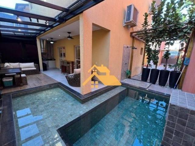 Casa com 3 dormitórios à venda, 140 m² por R$ 1.830.000,00 Praia de Juquehy São Sebastião/SP