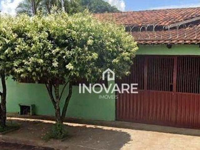 Casa com 3 dormitórios à venda, 140 m² por R$ 400.000,00 Setor Central Itumbiara/GO