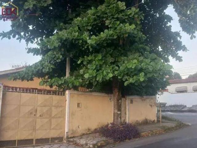 Casa com 3 dormitórios à venda, 140 m² por R$ 570.000,00 Chácara do Visconde Taubaté/SP