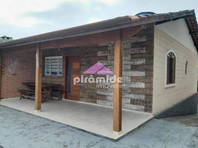 Casa com 3 dormitórios à venda, 140 m² por R$ 570.000,00 Massaguaçu Caraguatatuba/SP