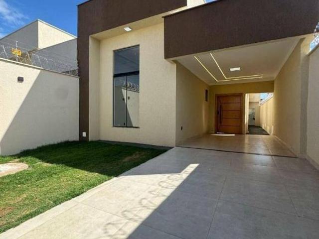Casa com 3 dormitórios à venda, 140 m² por R$ 600.000,00 Setor Pontal Sul Aparecida de Goiânia/G