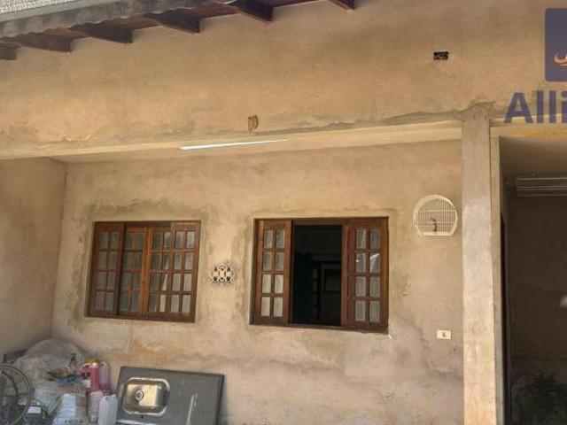 Casa com 3 dormitórios à venda, 140 m² por R$ 680.000,00 Parque do Sabiá Louveira/SP