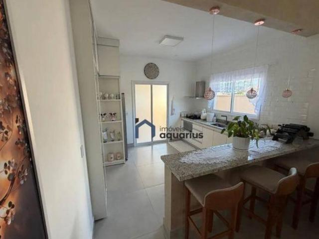 Casa com 3 dormitórios à venda, 140 m² por R$ 960.000,00 Reserva do Vale Caçapava/SP