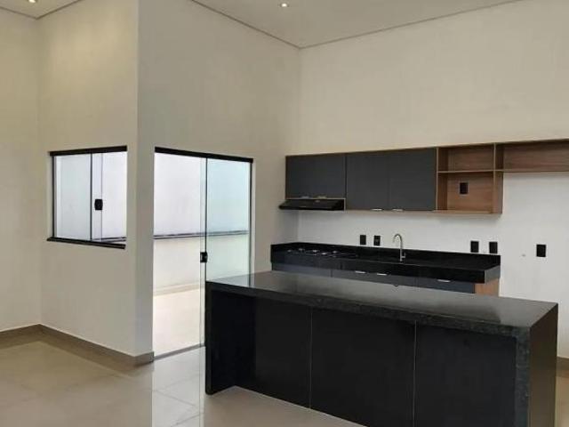 Casa com 3 dormitórios à venda, 140 m² por R$ 989.000,00 Condomínio Helena Mar