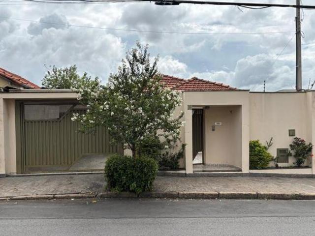 Casa com 3 dormitórios à venda, 140m² por R$ 530.000,00 Vila Santa Catarina.