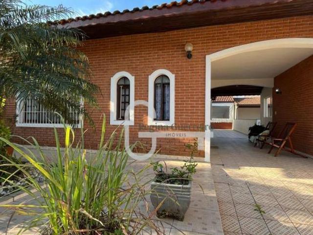 Casa com 3 dormitórios à venda, 141 m² por R$ 900.000,00 Jardim Casablanca Peruíbe/SP