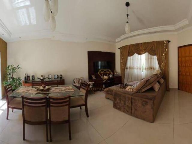Casa com 3 dormitórios à venda, 142 m² por R$ 1.600.000 Parque do Varvito Itu/SP