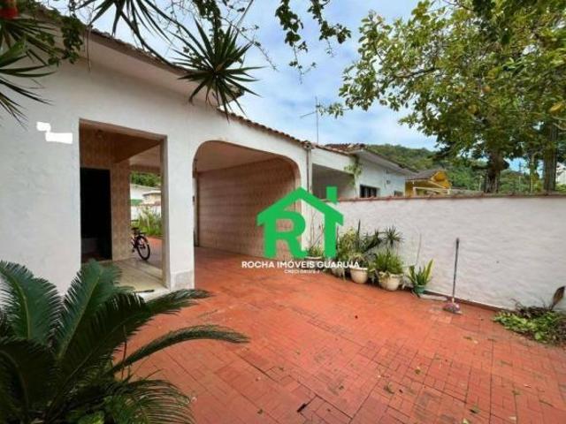 Casa com 3 dormitórios à venda, 142 m² por R$ 1.100.000,00 Pitangueiras Guarujá/SP