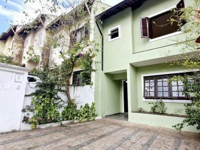 Casa com 3 dormitórios à venda, 143 m² por R$ 715.000 Vila Campestre São Paulo/SP