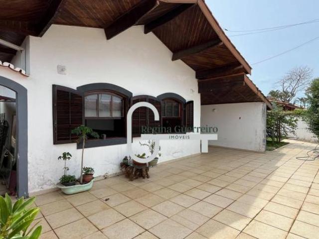 Casa com 3 dormitórios à venda, 154 m² por R$ 590.000,00 Parque Balneário Oásis Peruíbe/SP