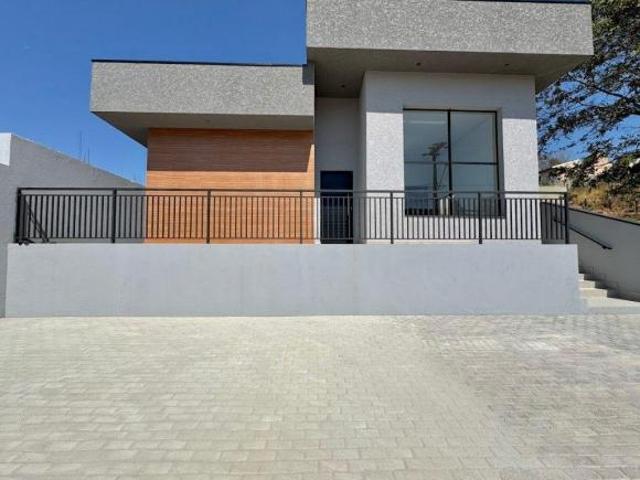 Casa com 3 dormitórios à venda, 154 m² por R$ 890.000 Pinheirinho Atibaia/SP