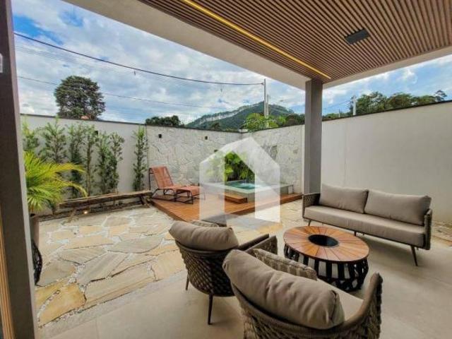 Casa com 3 dormitórios à venda, 155 m² por R$ 1.900.000,00 Bortolan Poços de Caldas/MG