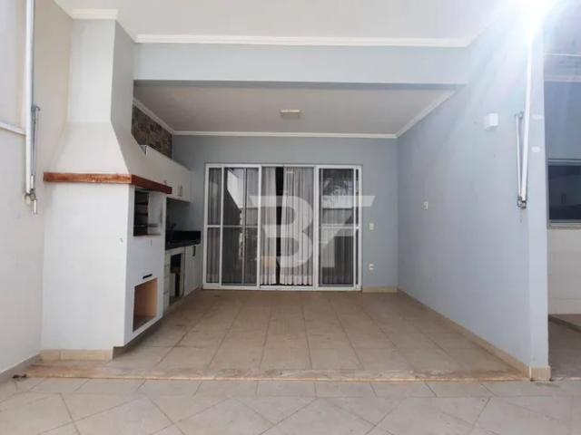 Casa com 3 dormitórios à venda, 155 m² por R$ 1.080.000,00 Jardim Montreal Residence Indaiatuba/