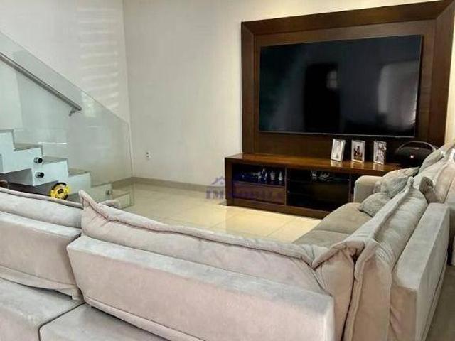 Casa com 3 dormitórios à venda, 155 m² por R$ 636.000,00 Jardim São Vicente São José dos Campos/