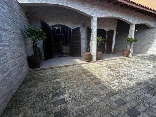 Casa com 3 dormitórios à venda 155.24 m² Suarão Itanhaém/SP