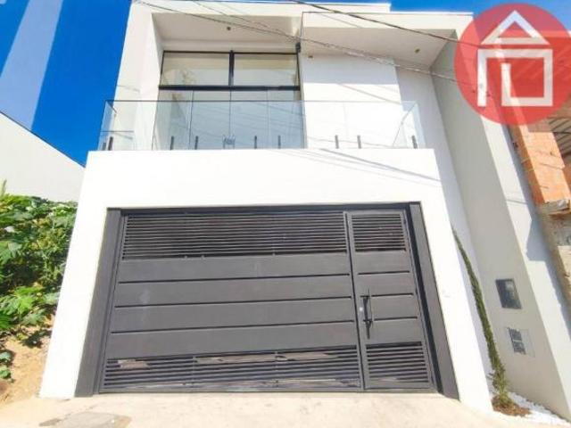 Casa com 3 dormitórios à venda, 157 m² por R$ 745.000,00 Residencial Villa Verde Bragança Paulis