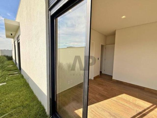 Casa com 3 dormitórios à venda, 158 m² por R$ 1.400.000 Condomínio Reserva Central Parque Salto/