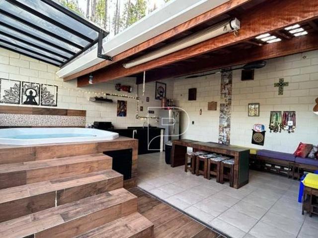 Casa com 3 dormitórios à venda, 158 m² por R$ 990.000,00 Granja Viana Cotia/SP