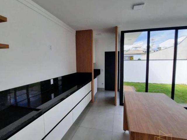 Casa com 3 dormitórios à venda, 159 m² por R$ 1.170.000,00 Residencial Lagos D&apos Icaraí Salto/SP