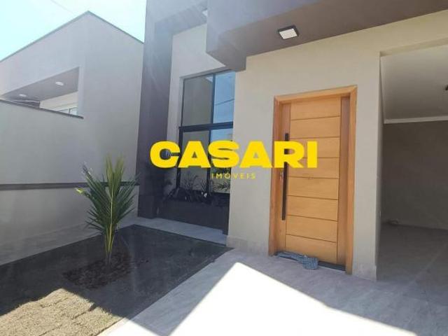 Casa com 3 dormitórios à venda, 150 m² por Boituva/SP